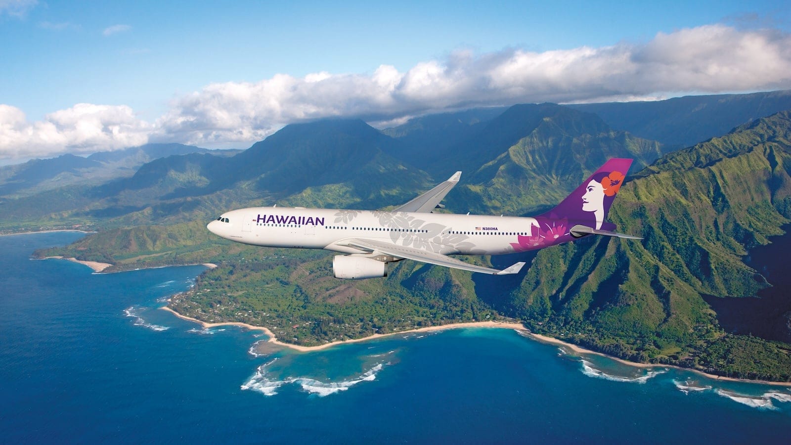 Hawaiian Airlines Guide 2026: Atmos Rewards & First Class | Deep Arrival