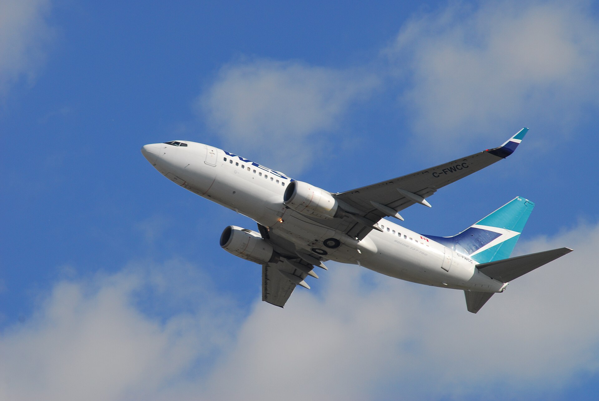 Cirium May 2026 On-Time Performance Report: WestJet Leads | Deep Arrival