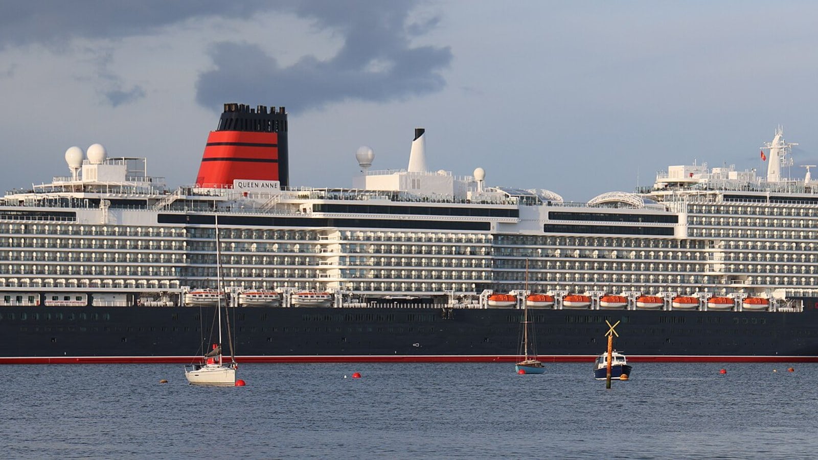 Queen Anne Ship Guide (2026): Facts, Cabins, Itinerary | Deep Arrival