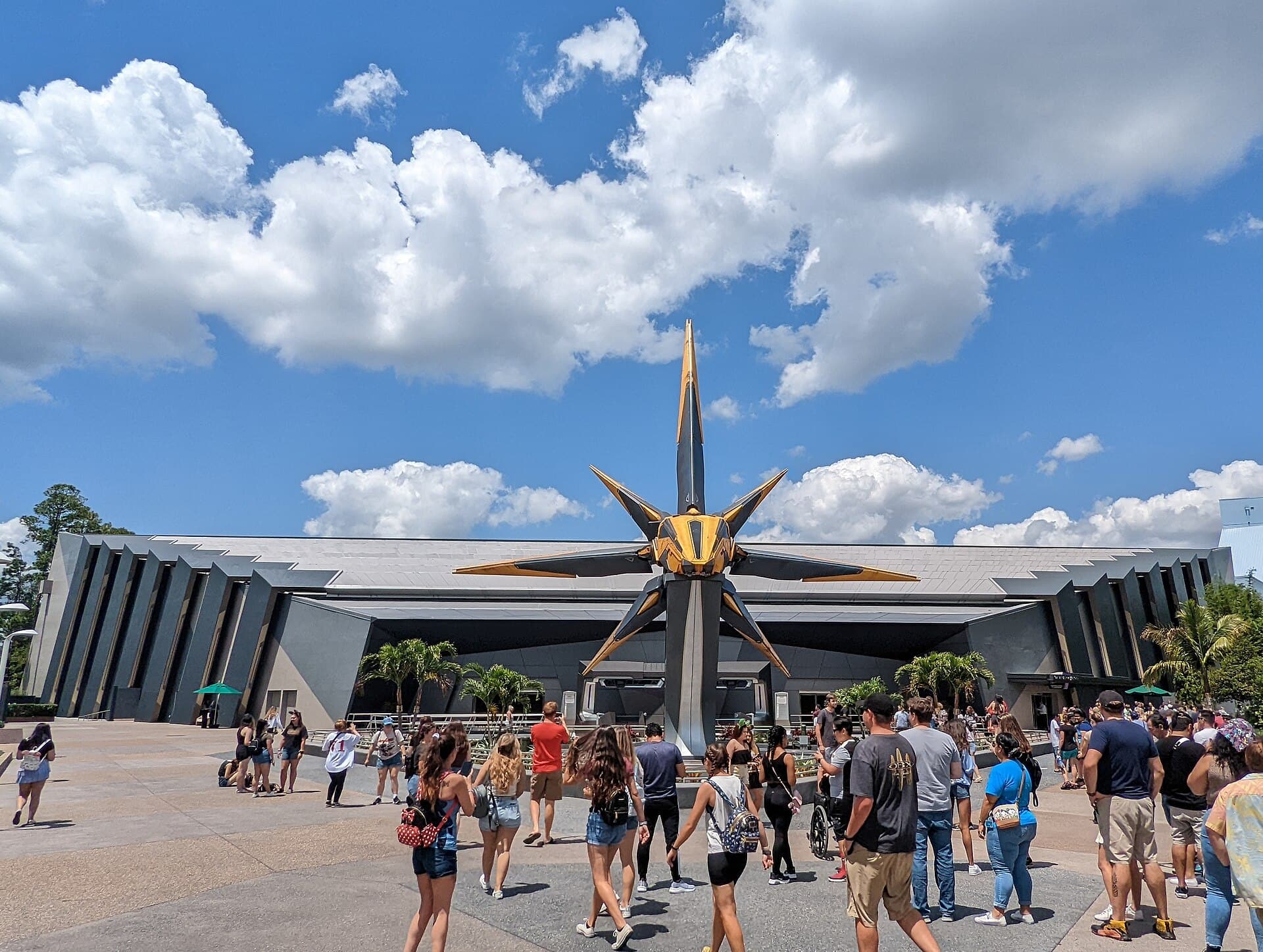 Cosmic Rewind at Epcot: 2026 Ride Guide