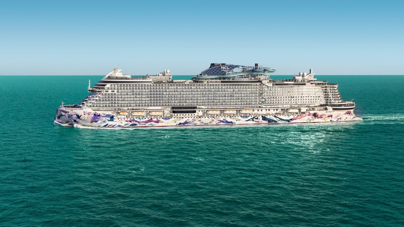 Norwegian Cruise Ships List (2026): Newest to Oldest + Comparison ...